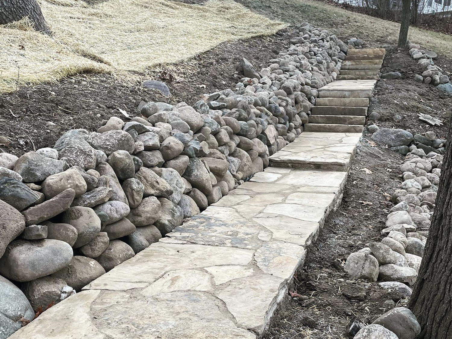 Grand Design Landscaping for Your Outdoor Space